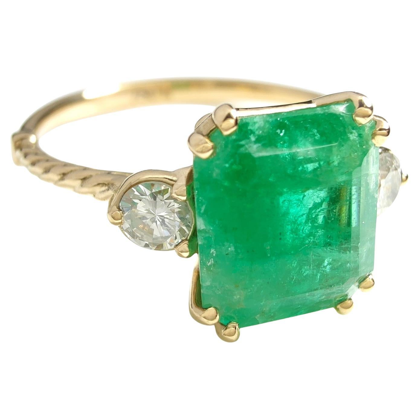 Aquamarine Engagement Ring 18K Gold Diamonds Resizable Timeless Classic ...