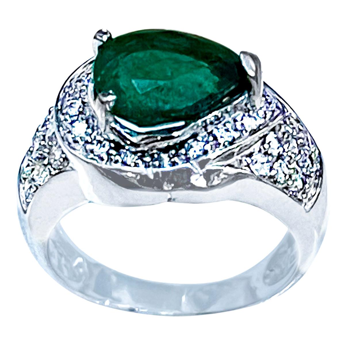 Guild Certified 17 Carat Russian Emerald and Diamond Huge Ring at ...