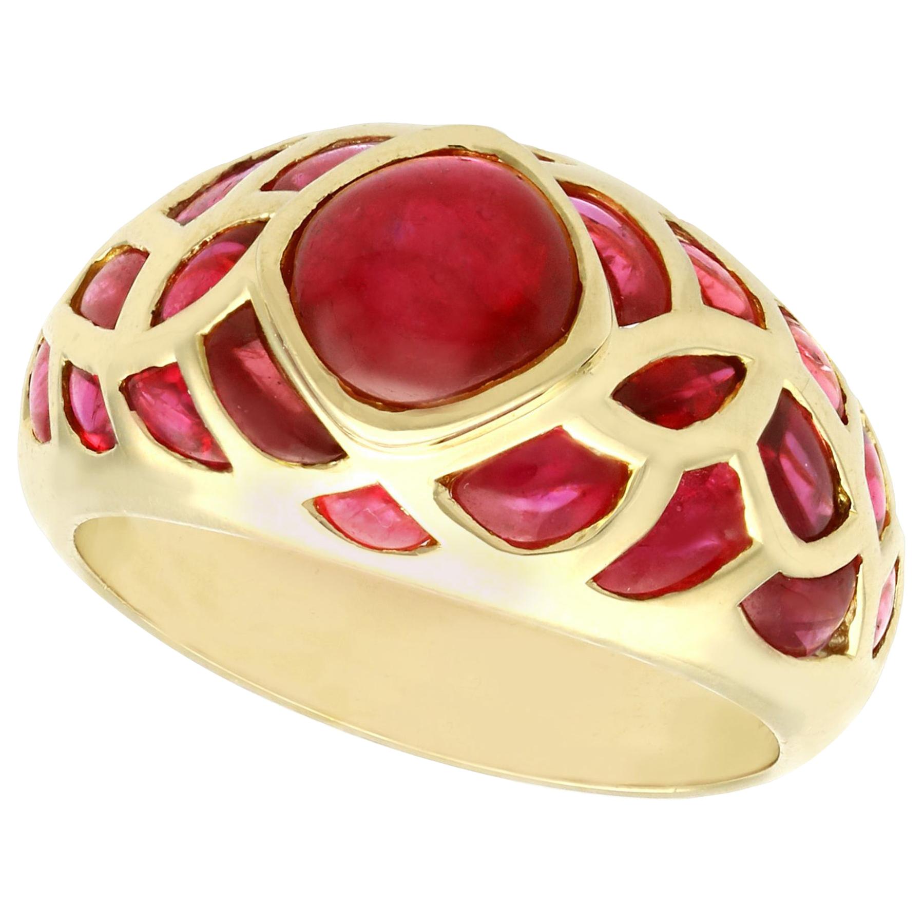 2.80 Carat Ruby and Yellow Gold Cocktail Ring, circa 2000 at 1stDibs