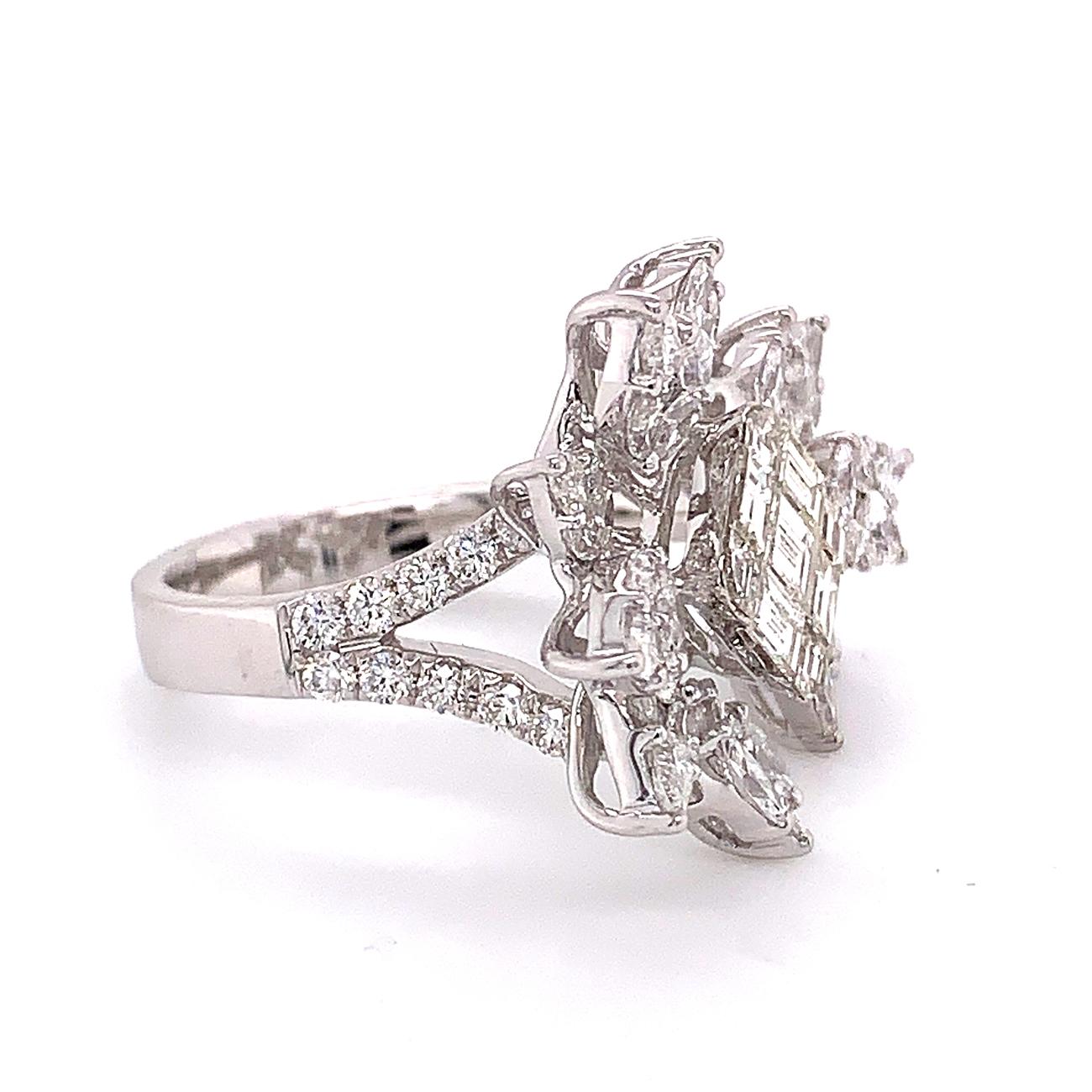 2.91 Carat 18k White Gold Fancy Illusion set Diamond Flower Ring For ...