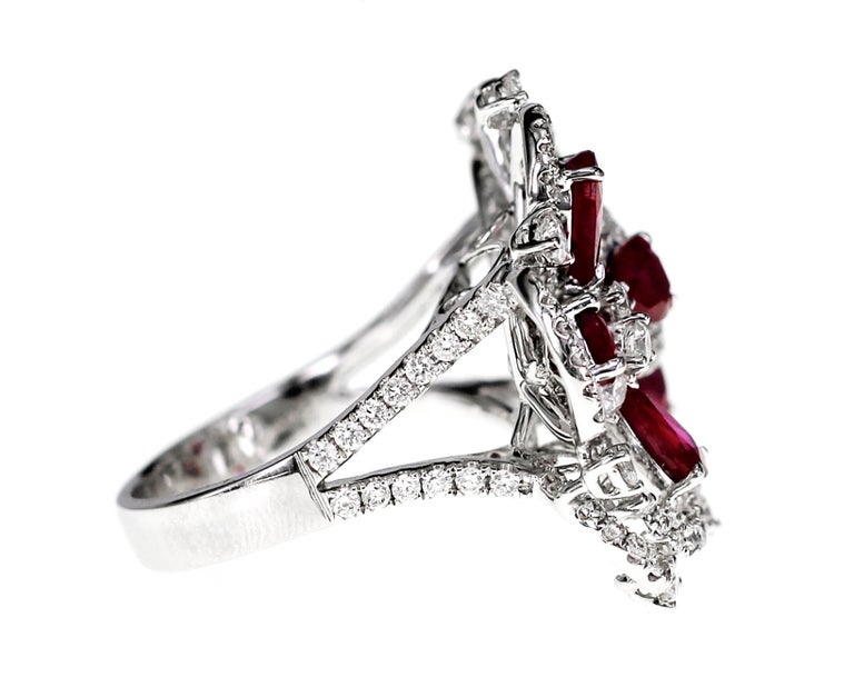 2.93 Carat Hot Red Ruby Diamond Cocktail Ring 18 Karat For Sale at ...