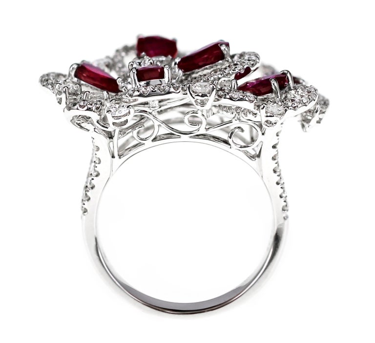 2.93 Carat Hot Red Ruby Diamond Cocktail Ring 18 Karat For Sale at ...