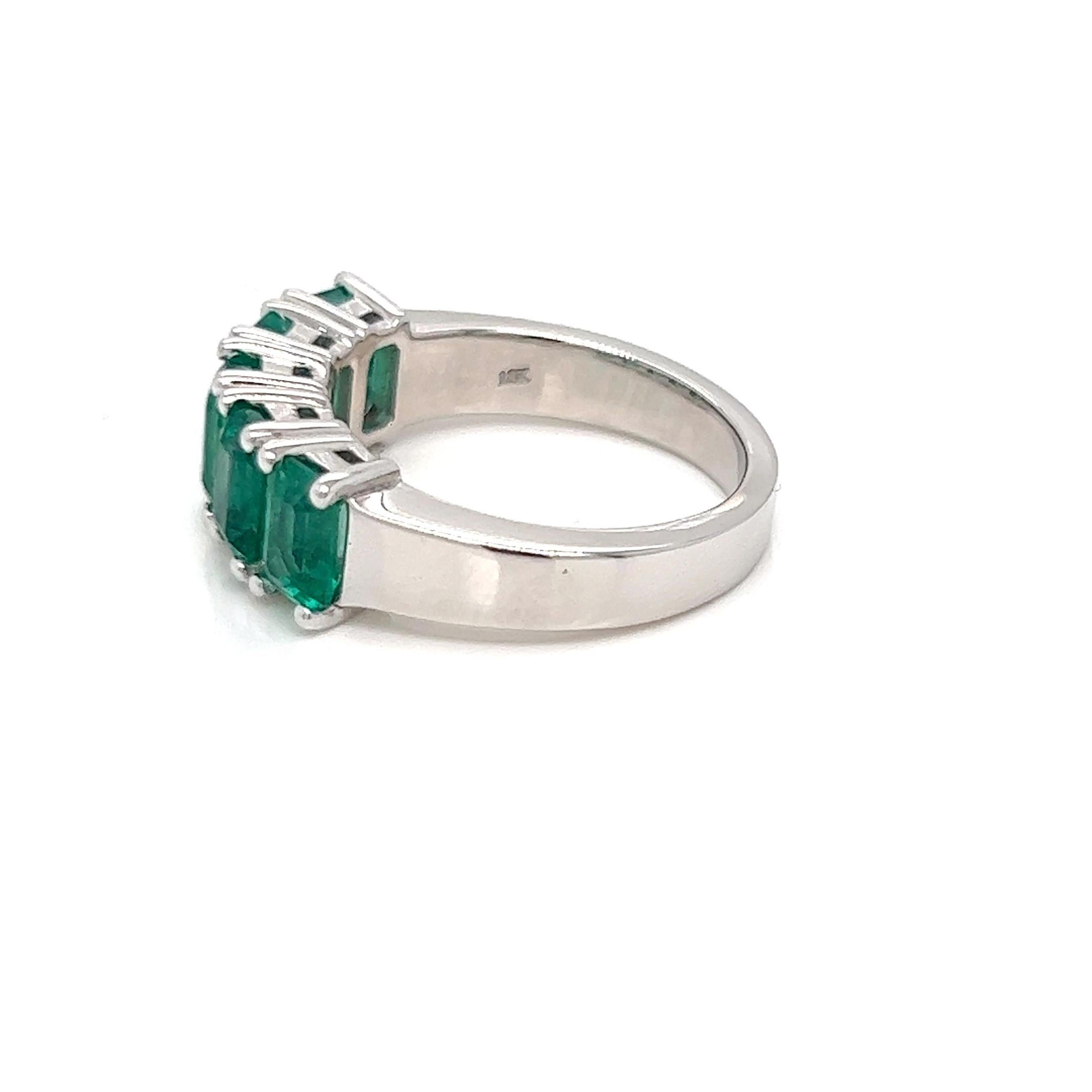 2.96 Cts Emerald Eternity Ring For Sale at 1stDibs
