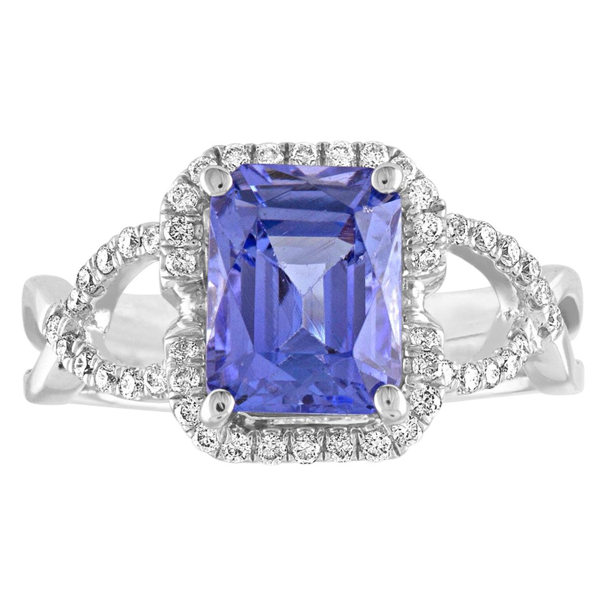 2.05 Carat Radiant Cut Diamond Gold Ring For Sale at 1stDibs