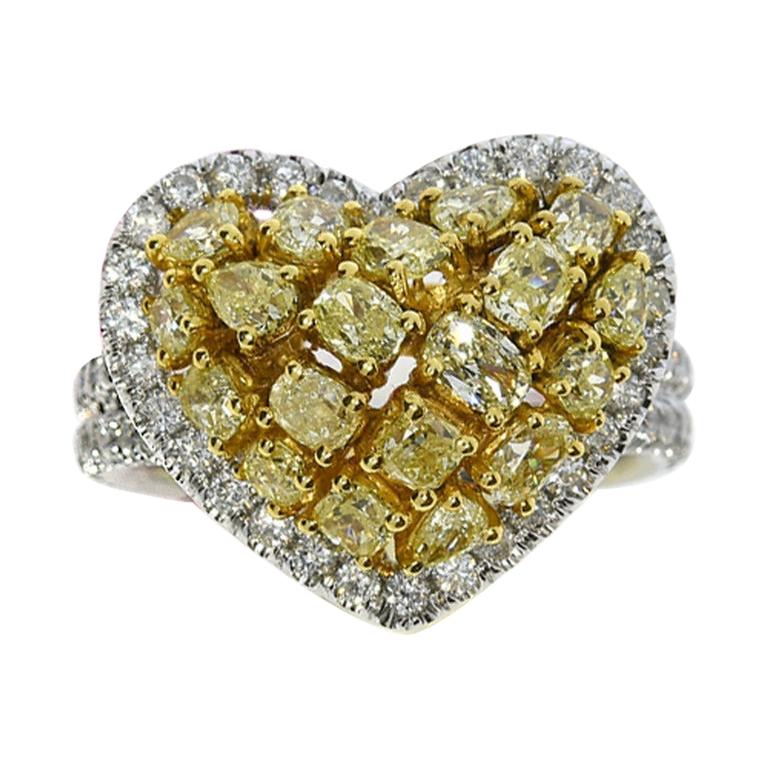 2.20 Carat Natural Fancy Colored Diamond Cluster Ring For Sale at 1stDibs