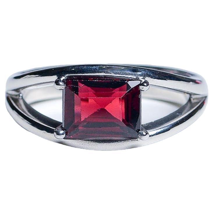 .90CTW Oval blue sapphire Platinum Silver Ring For Sale at 1stDibs