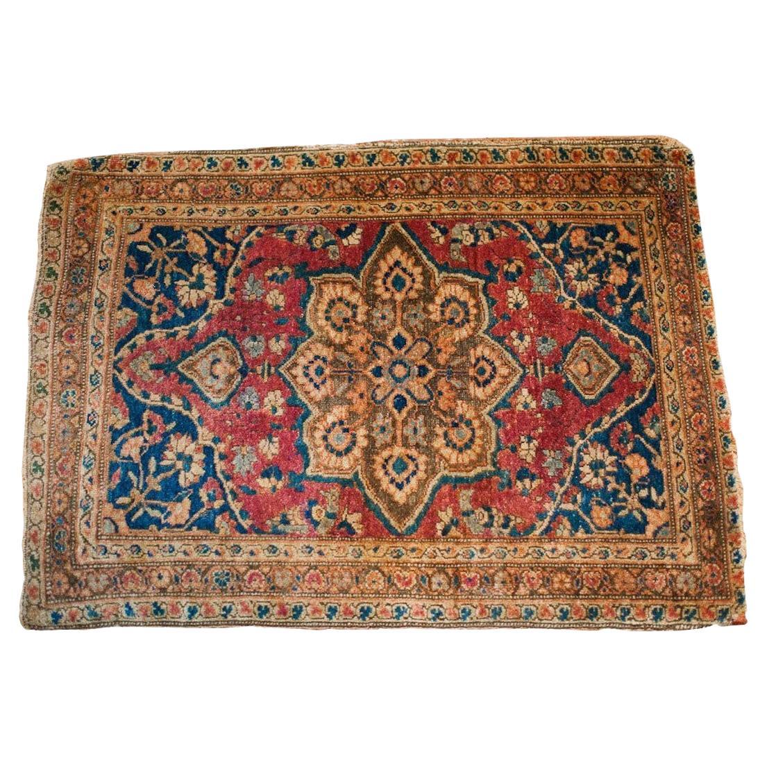 Simply Beautiful Antique Farahan Rug For Sale at 1stDibs