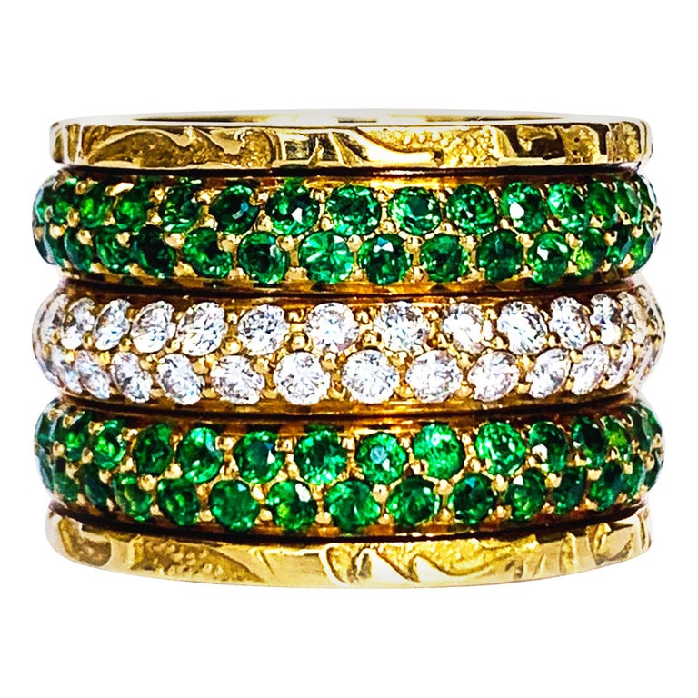 Round cut Tsavorite and Diamond Yellow Gold Cocktail Ring at 1stDibs ...