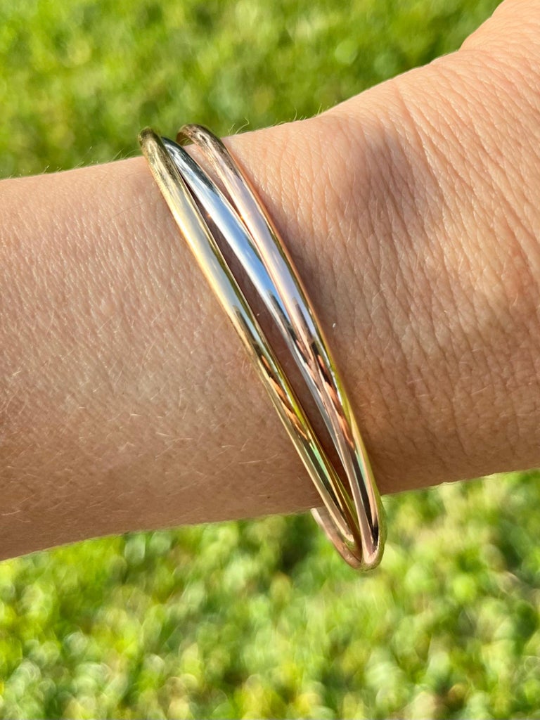 3 Piece Tri-Color Gold Bangle in 18k Solid Gold For Sale at 1stDibs