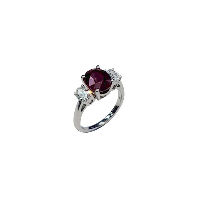 3-Stone Oval Ruby and White Diamond Fashion Ring For Sale at 1stDibs