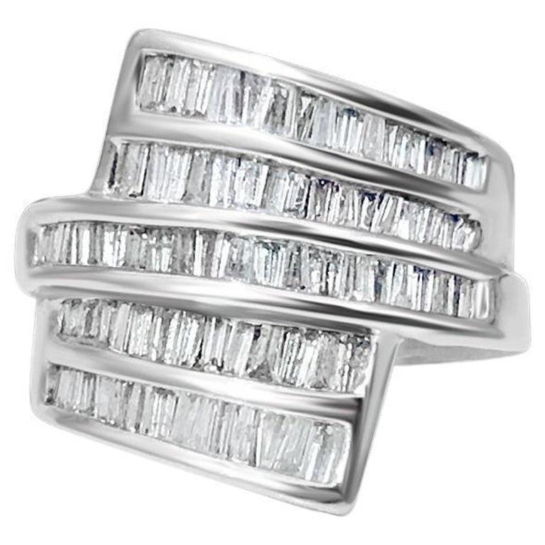 3.00 Carat Diamond and Gold Superlative Engagement Ring For Sale at 1stDibs