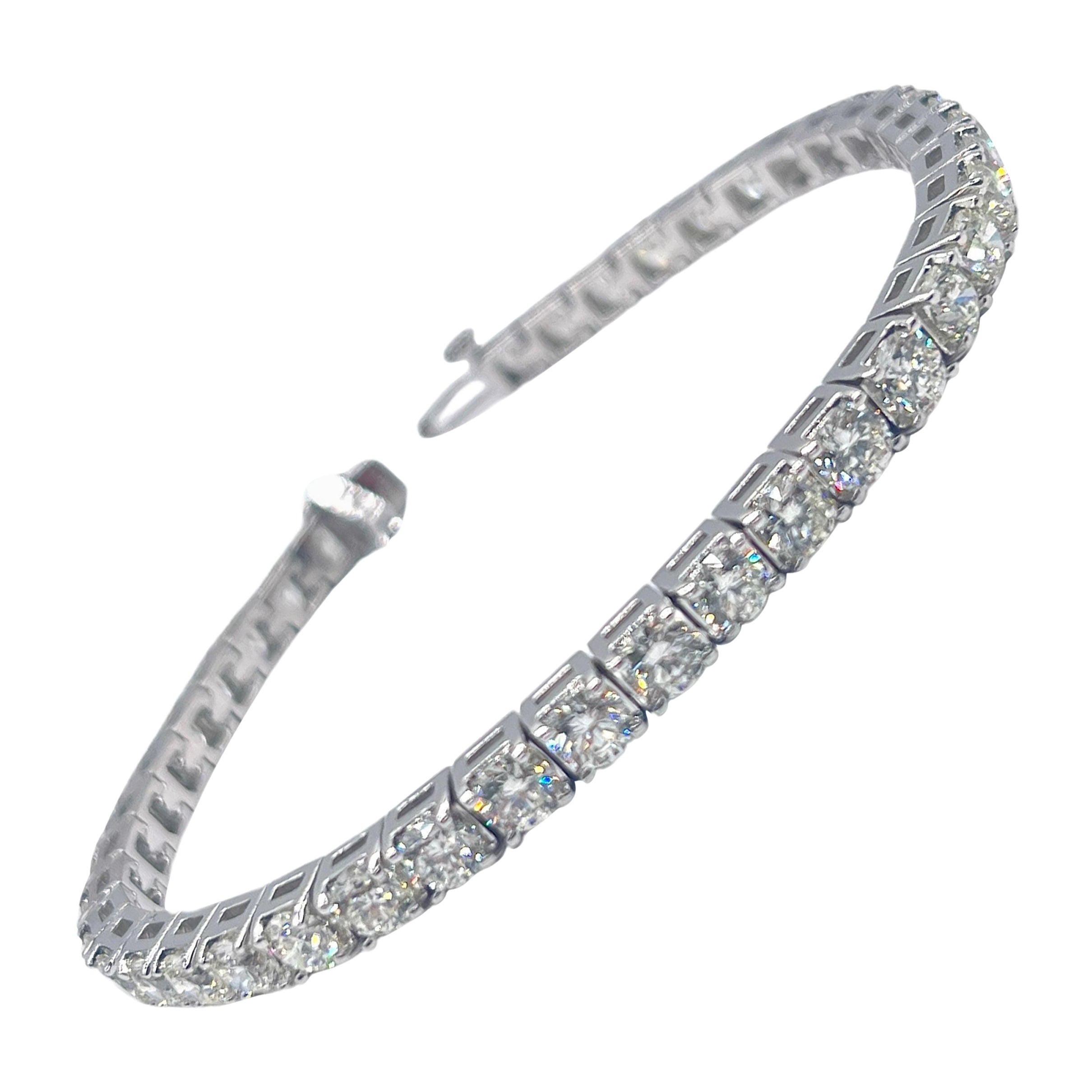 3.05 Carat Natural Diamond Tennis Bracelet in 14K White Gold For Sale at 1stDibs