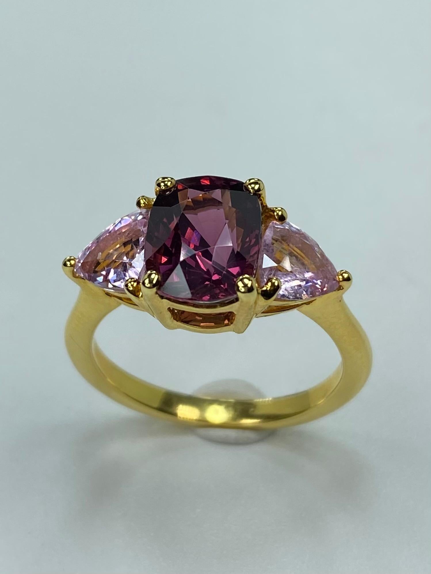 3.06ct Raspberry Mahenge Spinel and Padparadscha Sapphire Ring For Sale ...