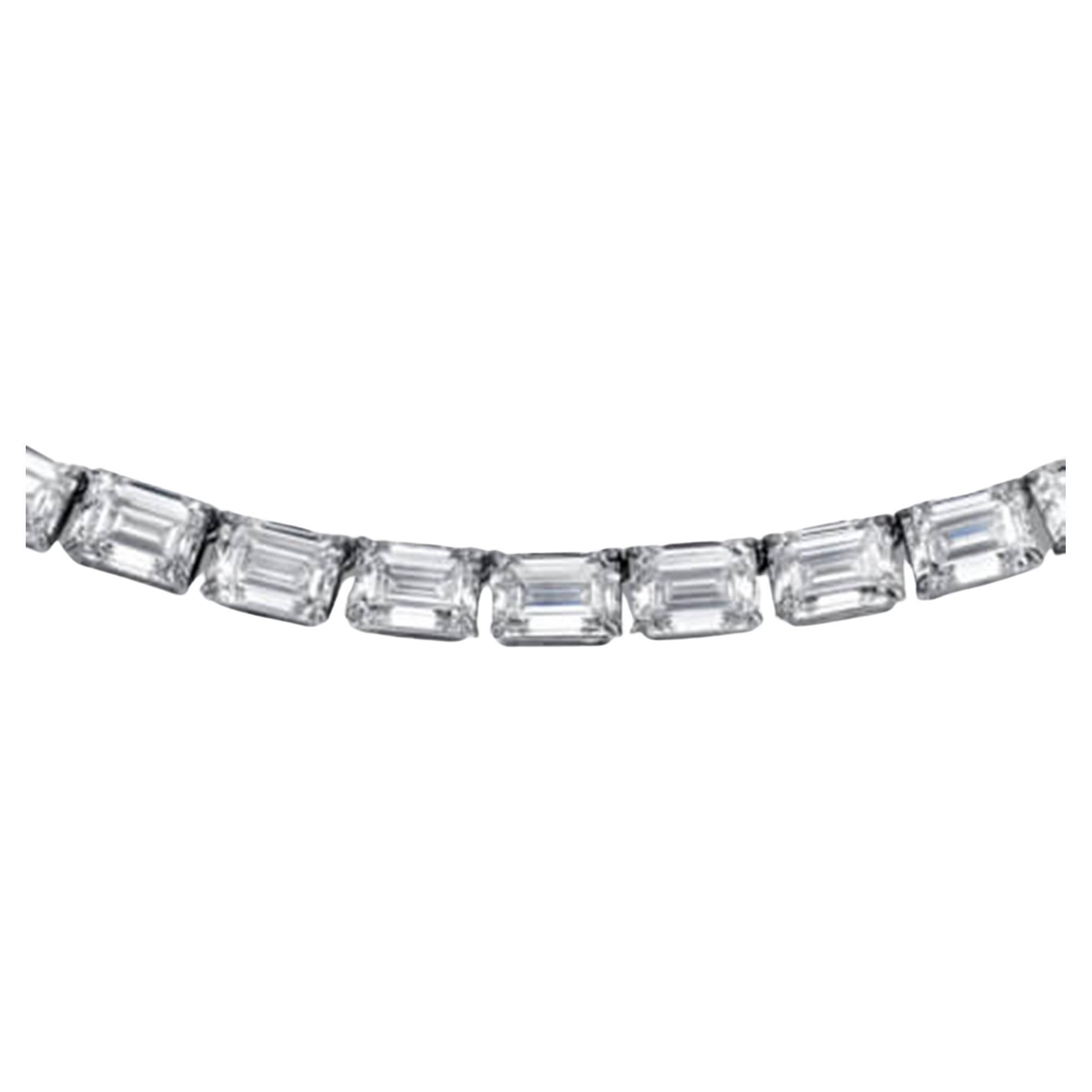 31.5 Carat Emerald Cut Diamond Riviera Necklace For Sale at 1stDibs