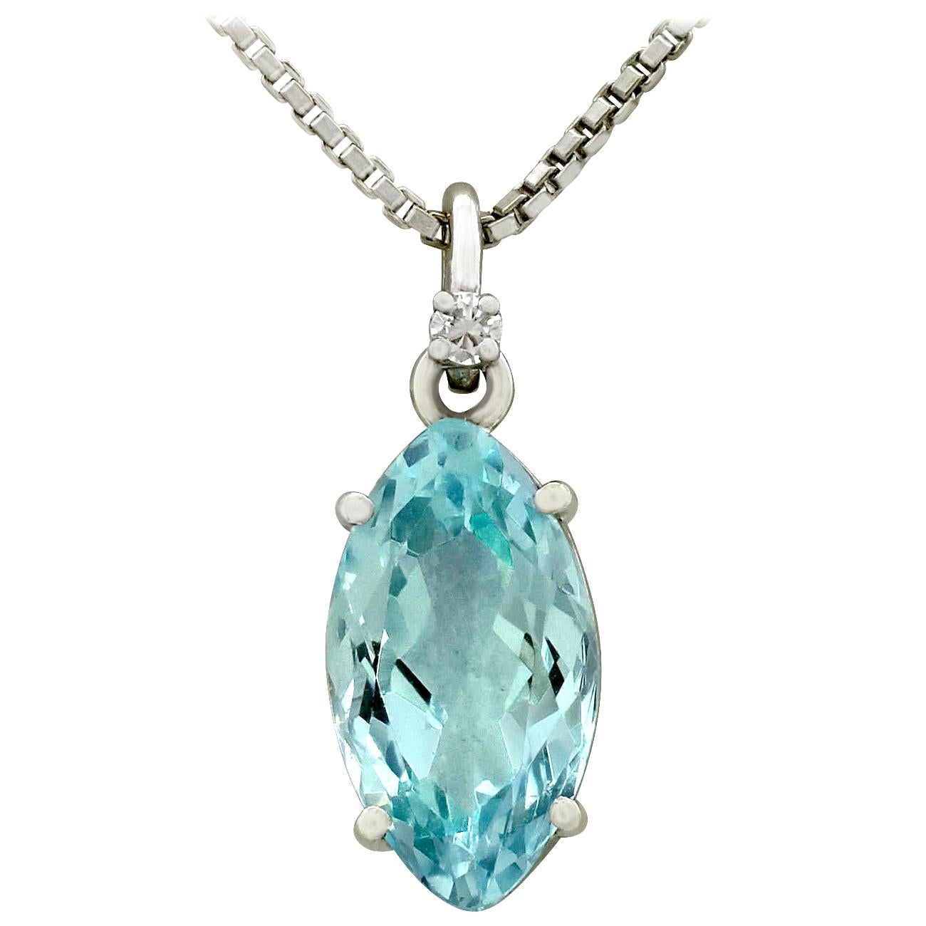 32.59 Carat Santa Maria Aquamarine Diamond Pendant For Sale at 1stdibs