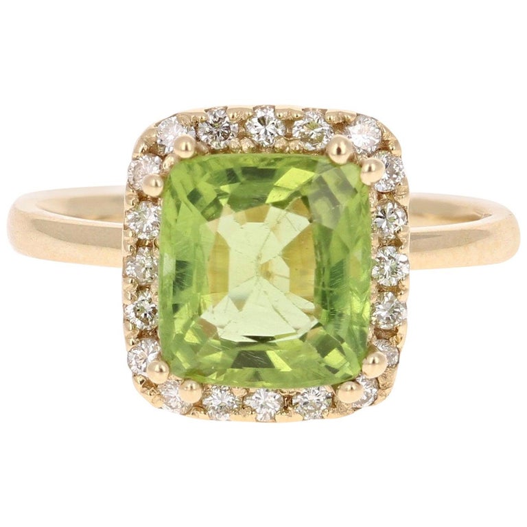3.33 Carat Peridot Diamond Engagement Yellow Gold Ring For Sale at 1stDibs
