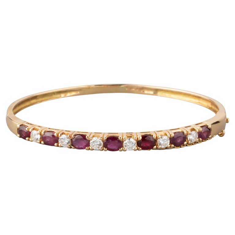 3.50 Carats Rubies and 1 Carats Diamond Vintage Bracelet For Sale at ...
