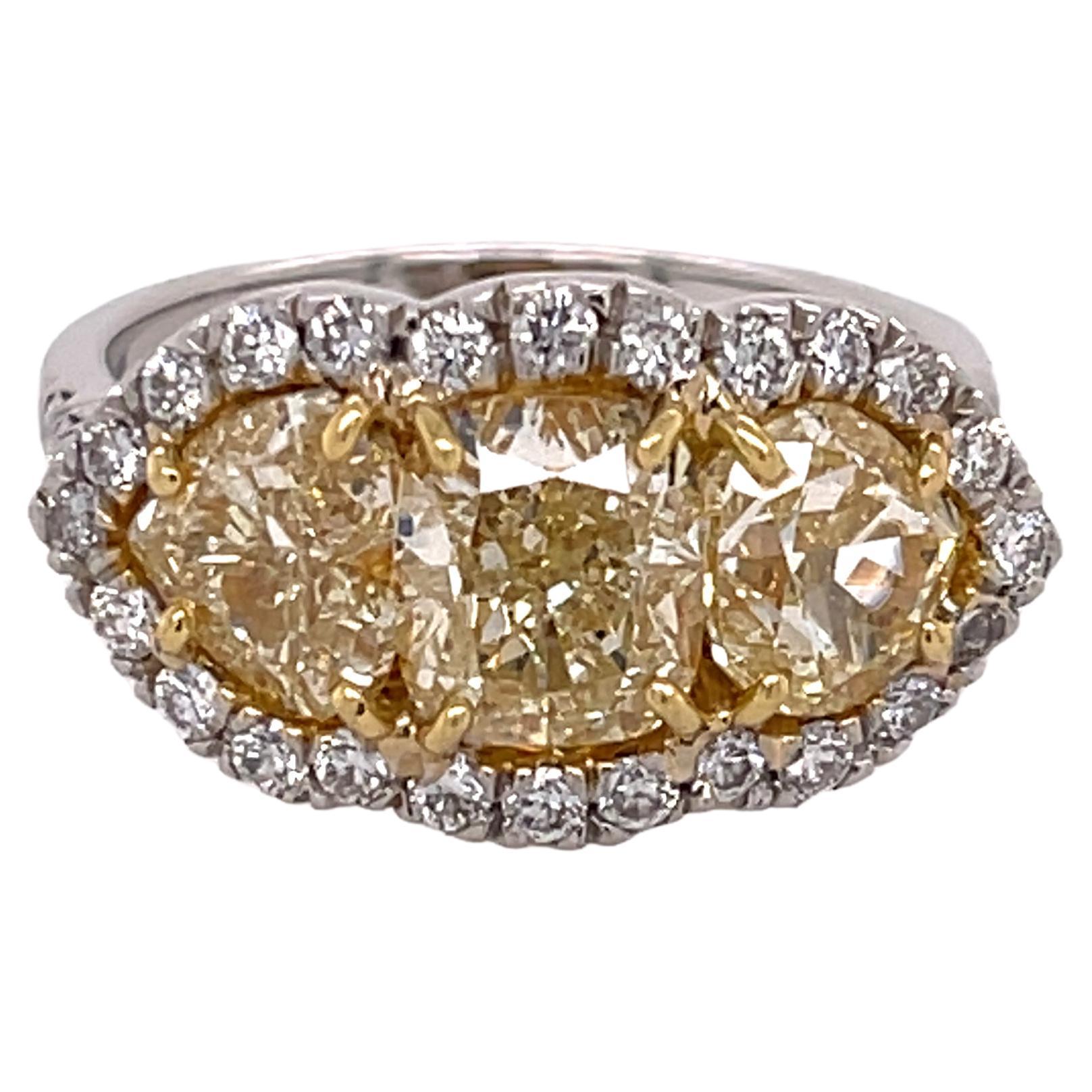Fancy Vivid Yellow Diamond Ring at 1stDibs