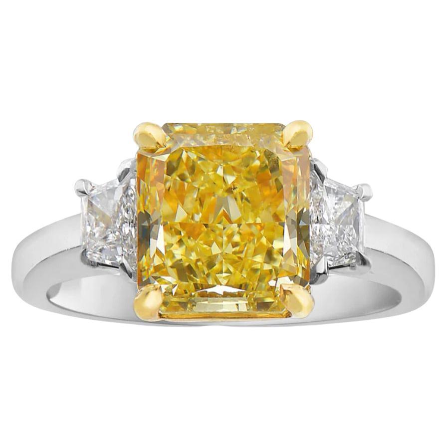 2.73ct Fancy Yellow Oval SI1 GIA Ring For Sale at 1stDibs
