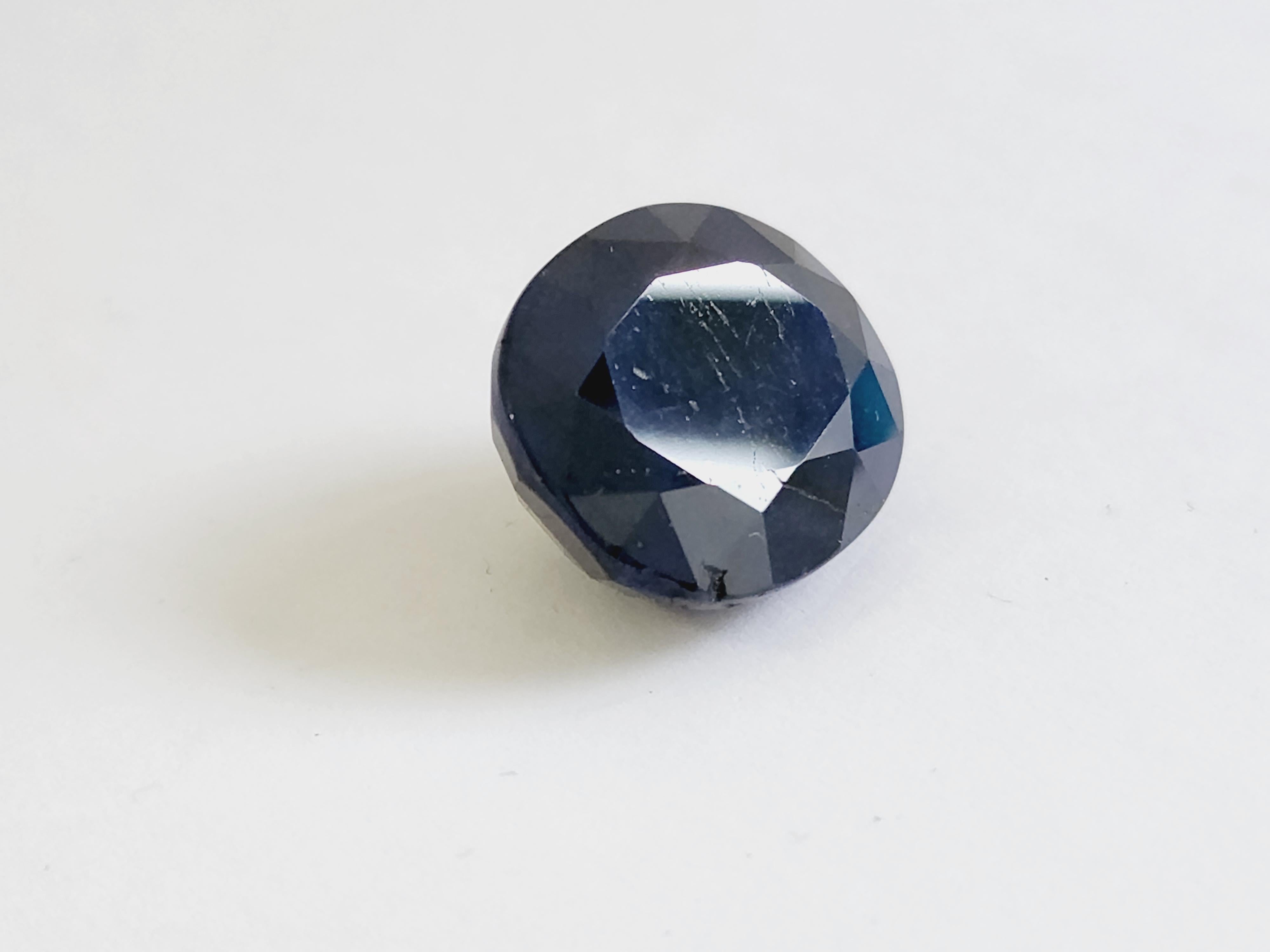 Dark blue sapphire - metposa