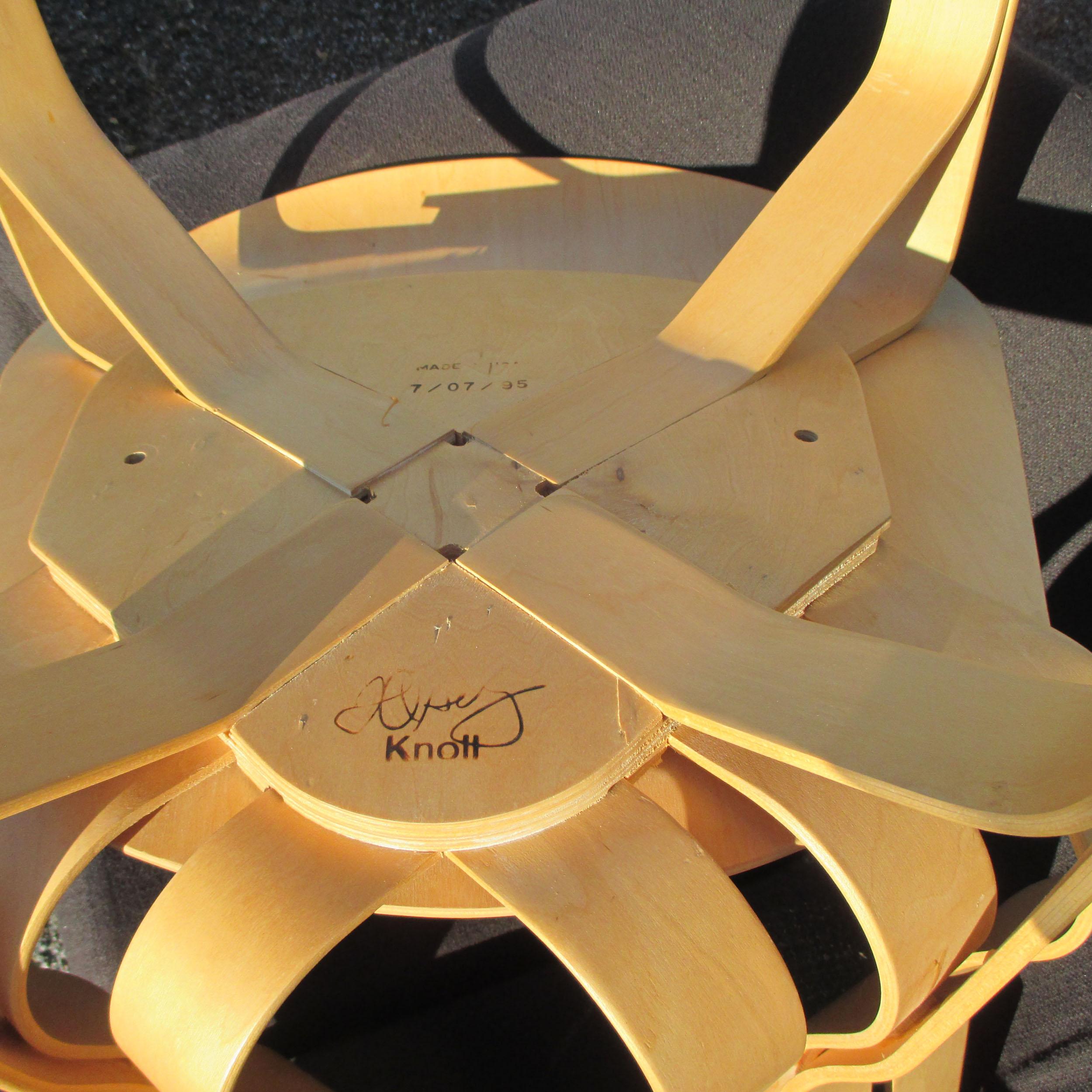 Frank Gehry for Knoll Face Off Dining Table at 1stDibs | frank gehry table