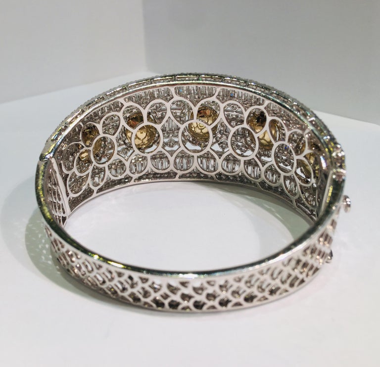 37 Carat Diamond and Yellow Topaz 18 Karat Hinged Bangle Bracelet at ...