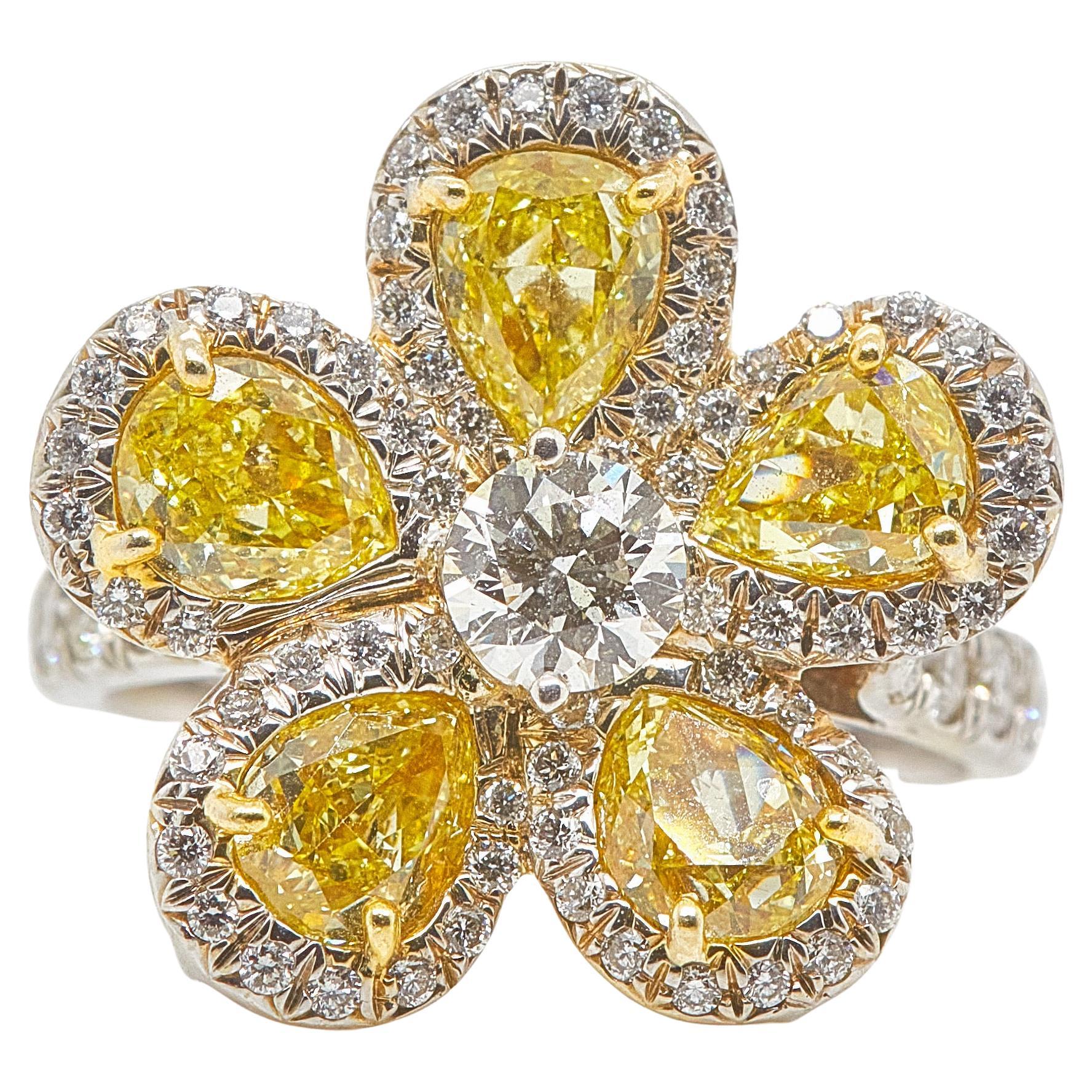 3.80 Yellow Diamond 18k Gold Flower Cocktail Ring For Sale at 1stDibs