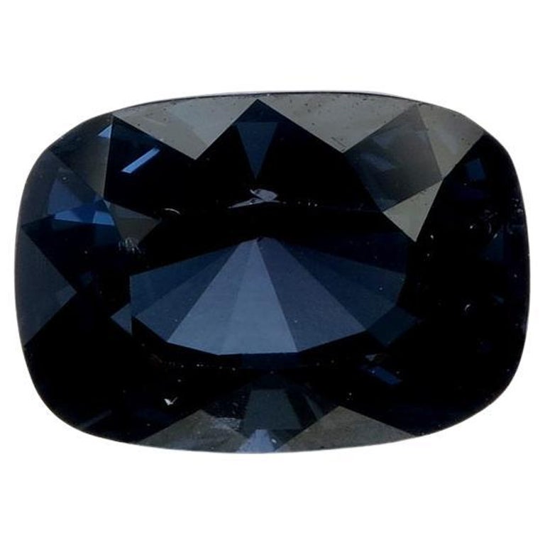 3.92 Carat Natural Violet Spinel from Burma For Sale at 1stDibs