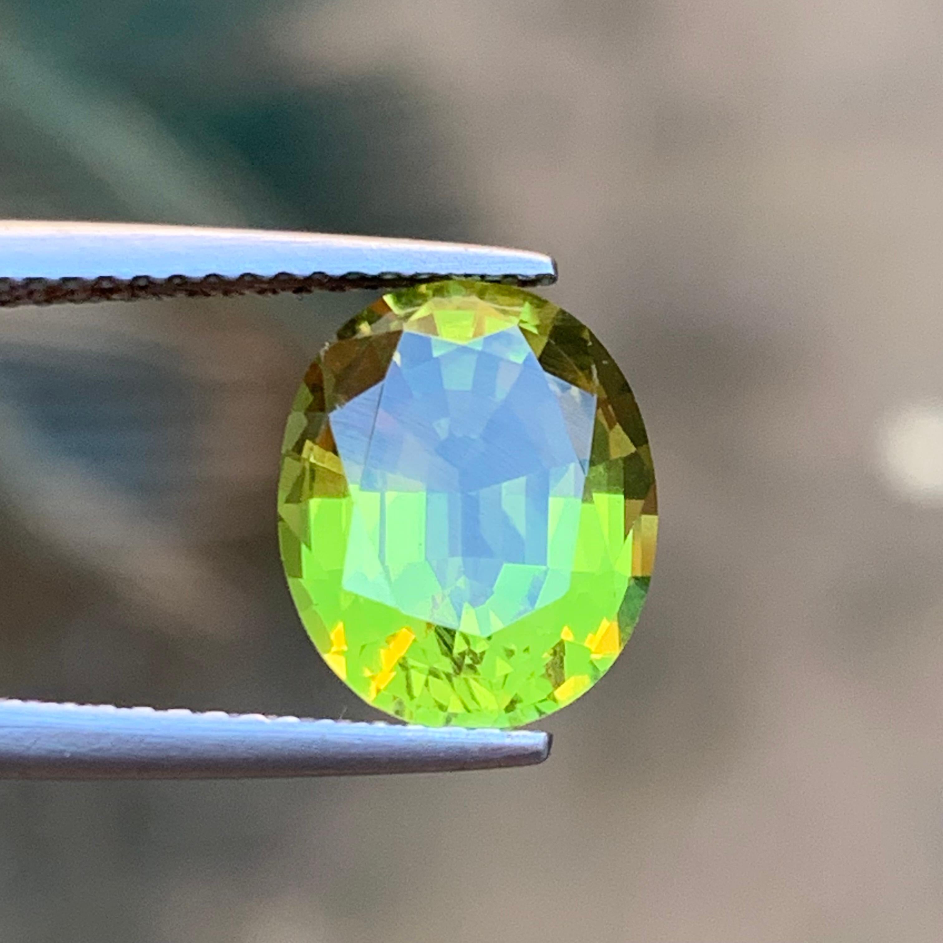 3.94 Ct Natural Olive Green Peridot, Oval-Cut Loose Gemstone for Ring ...