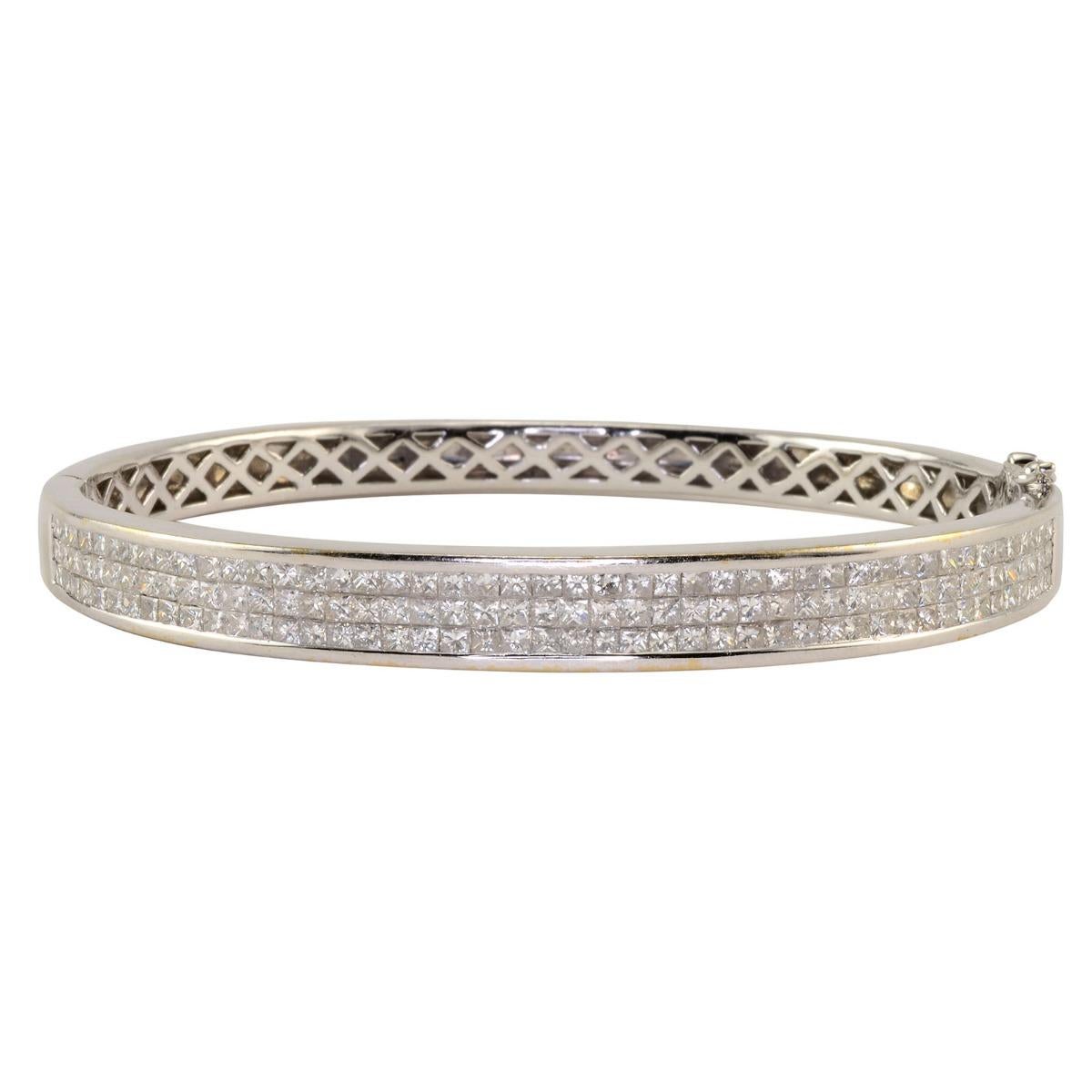 Rosette Diamond White Gold Bangle Bracelet For Sale at 1stDibs