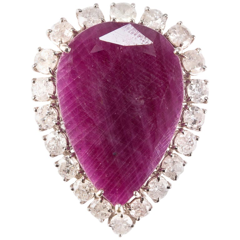 39.82 Carat African Ruby Icy Diamond Cocktail Ring For Sale at 1stDibs