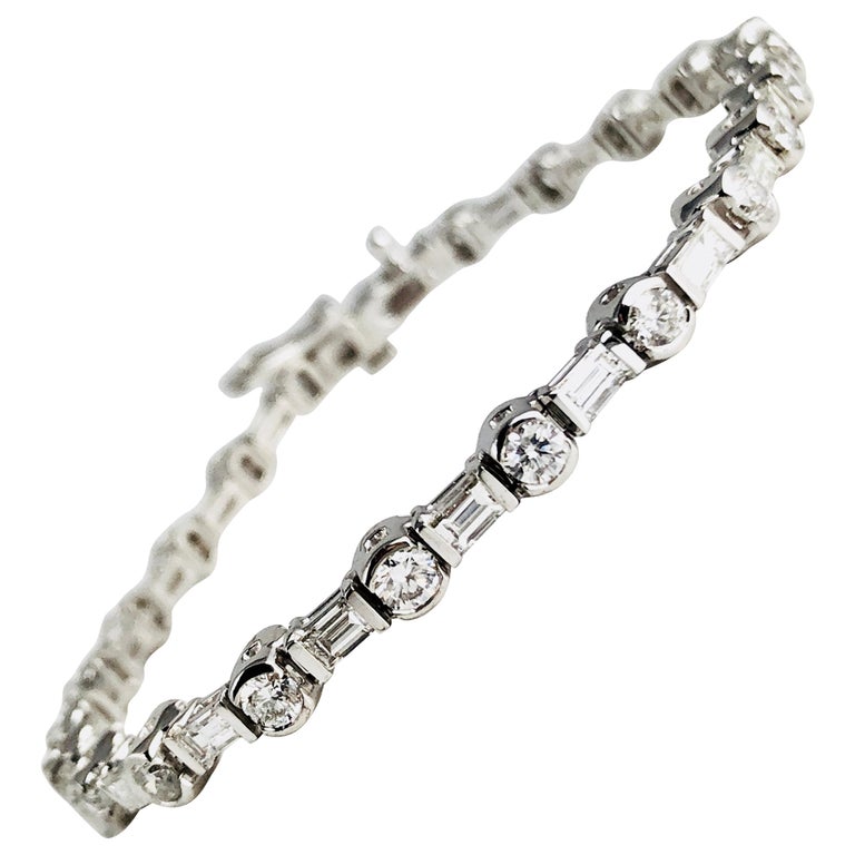 3 99 Carat Diamond Tennis Bracelet In 18 Karat White Gold For Sale At