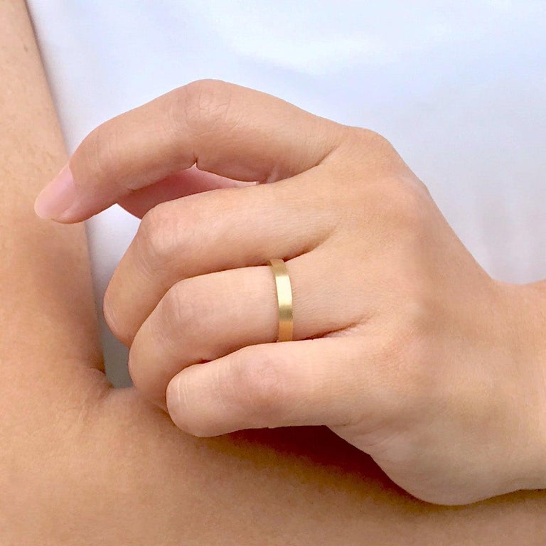 Customizable Satin Contemporary Square Ring 18 Karat For Sale at 1stDibs