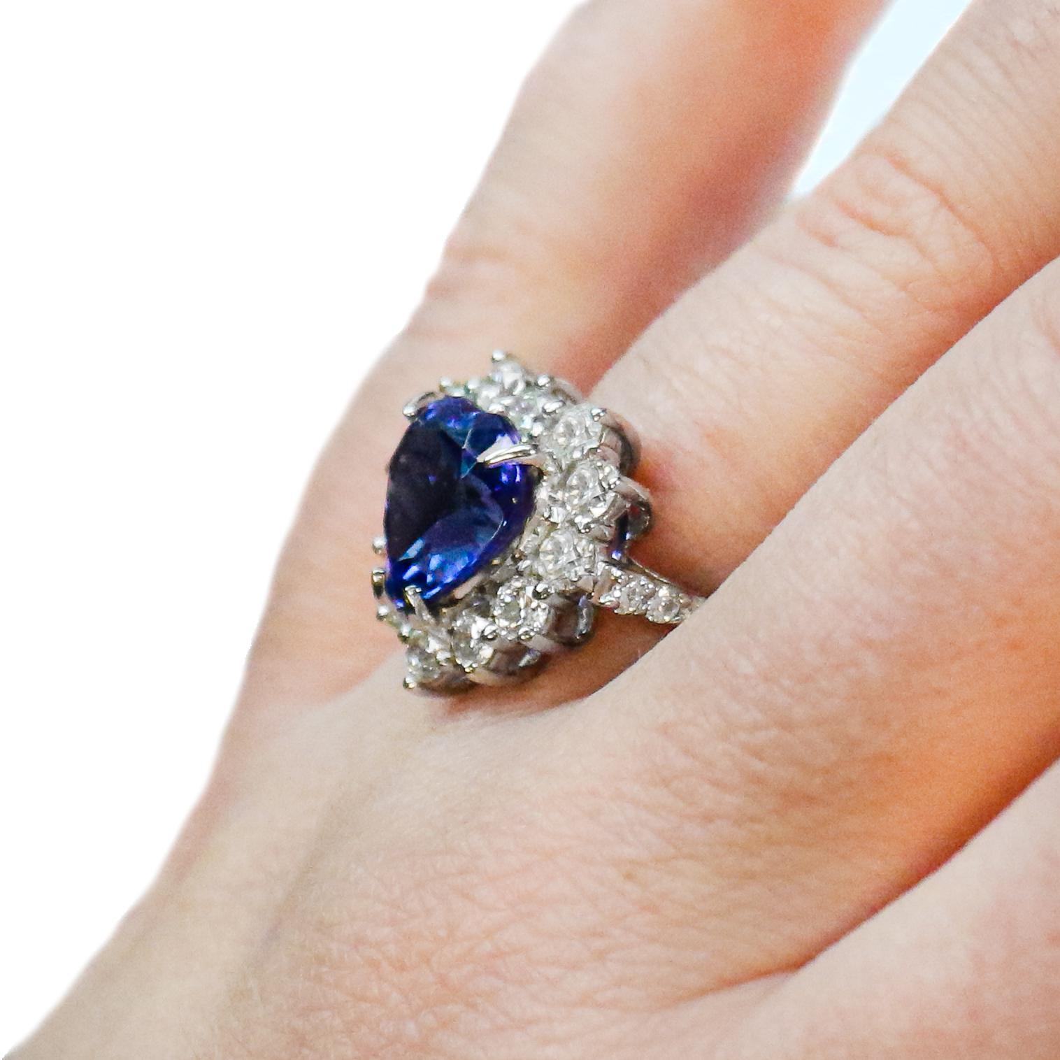 4 Carat Heart Shaped Tanzanite Ring For Sale at 1stDibs
