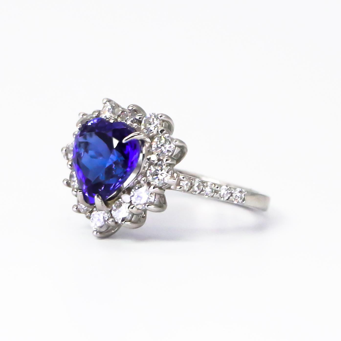 4 Carat Heart Shaped Tanzanite Ring For Sale at 1stDibs
