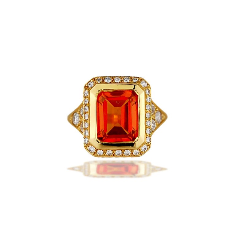 4 Carat Orange Sapphire and Diamond Ring For Sale at 1stdibs