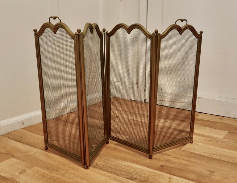 4 Fold Brass Fire Guard for Inglenook Fireplace For Sale at 1stDibs
