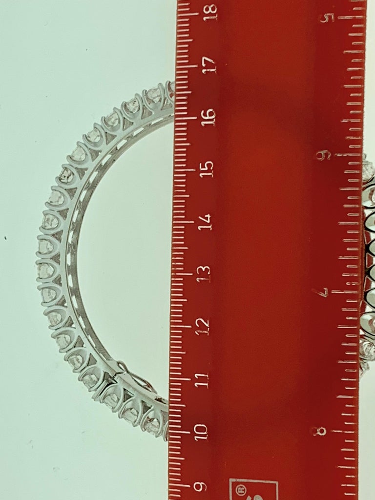 40 Pointer Each, 36 Ct Single Line Eternity 18 Kt Gold and Diamond ...