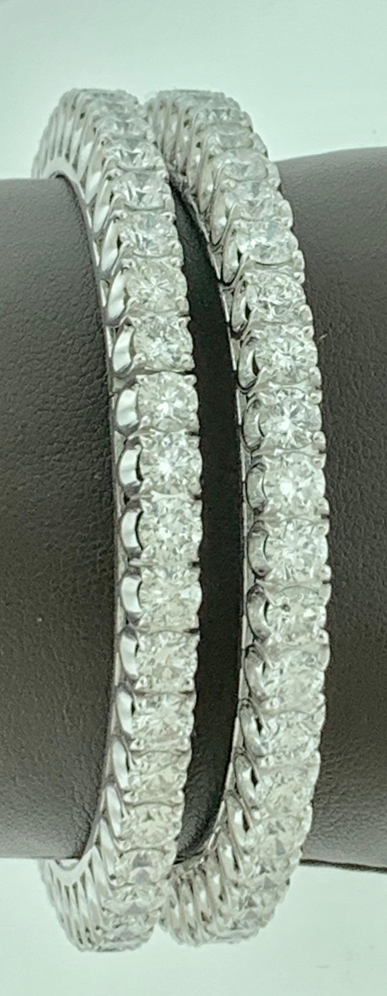 40 Pointer Each, 36 Ct Single Line Eternity 18 Kt Gold and Diamond ...