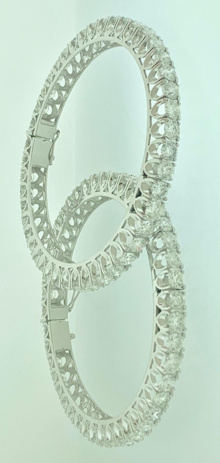 40 Pointer Each, 36 Ct Single line Eternity 18 Kt Gold and Diamond ...