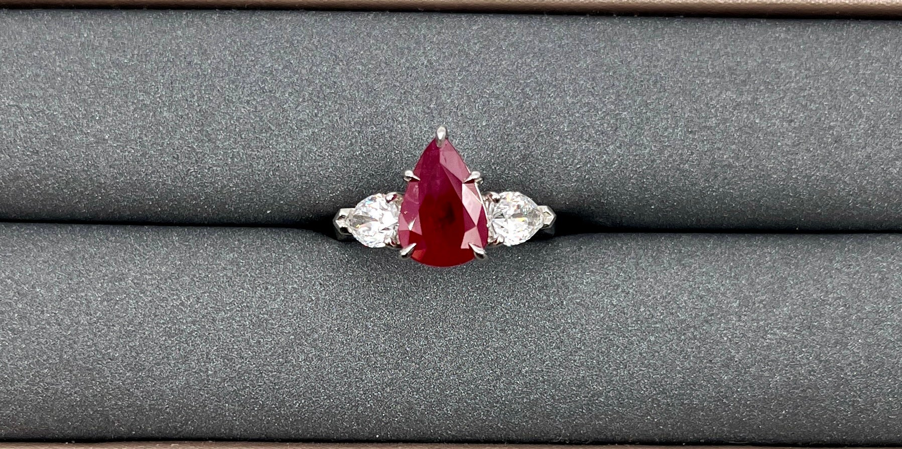 2.21 ct GIA Certified Three-Stone Oval Yellow and White Diamond Ring ...