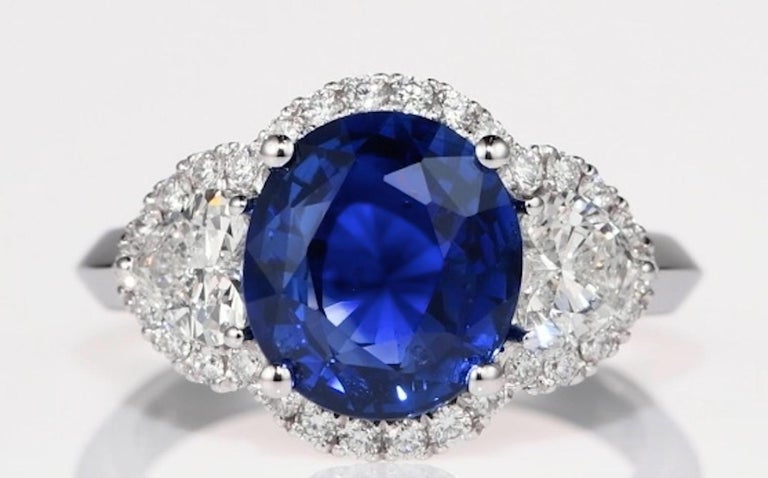4.02 Ct Unheated Vivid Royal Blue Oval Sapphire (Madagascar) Ring ...