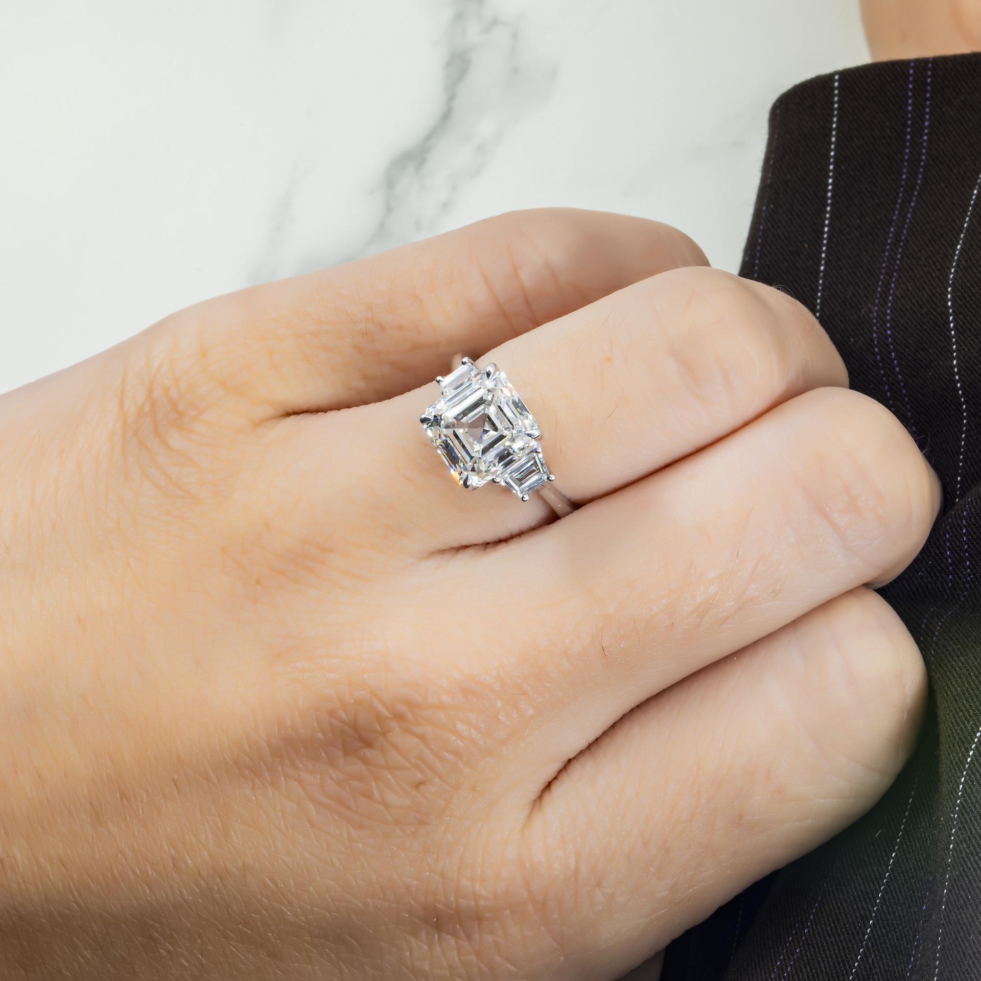 4.05 Carat Asscher Diamond Ring Brilliant White 18K Gold Effortless ...