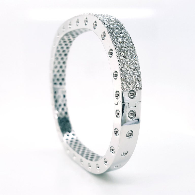 4.16 Carat Diamonds 18k White Gold Pavé Diamond Bangle, by Novel ...