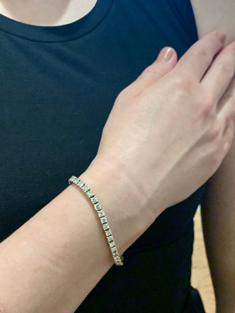 42 Round Diamond 25 Pointer Each Line Tennis Bracelet 14 Karat Gold 10 ...