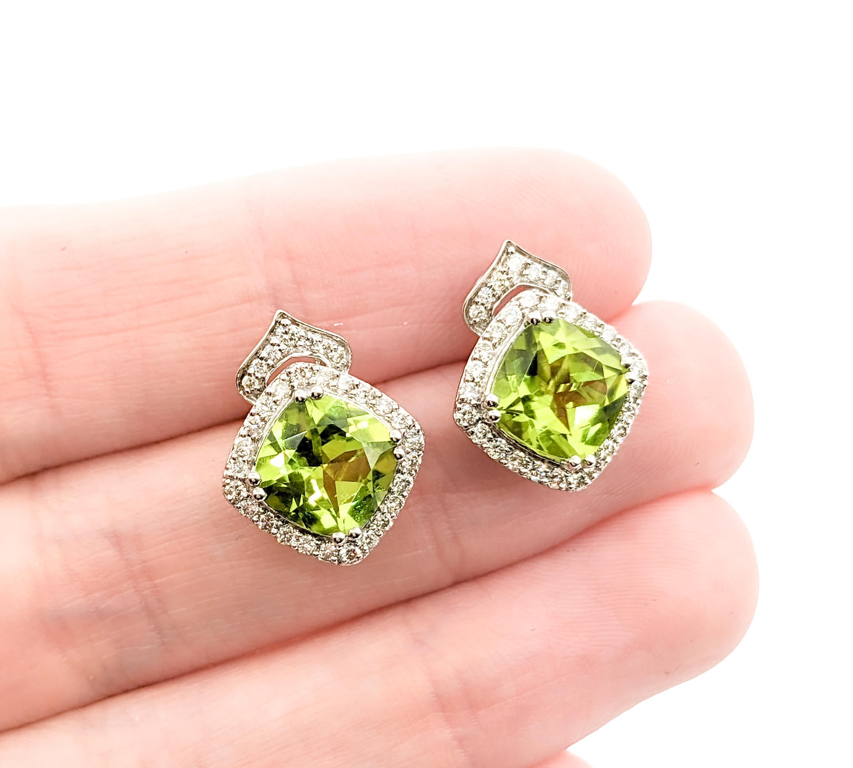 4.25ctw Peridot and Diamond Stud earrings In White Gold For Sale at 1stDibs