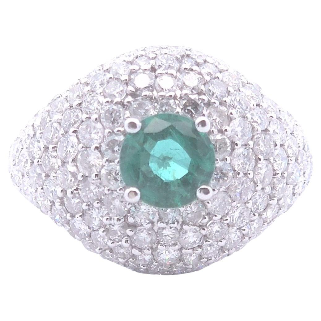 4.26 Round Emerald Ring in 18k White Gold For Sale at 1stDibs