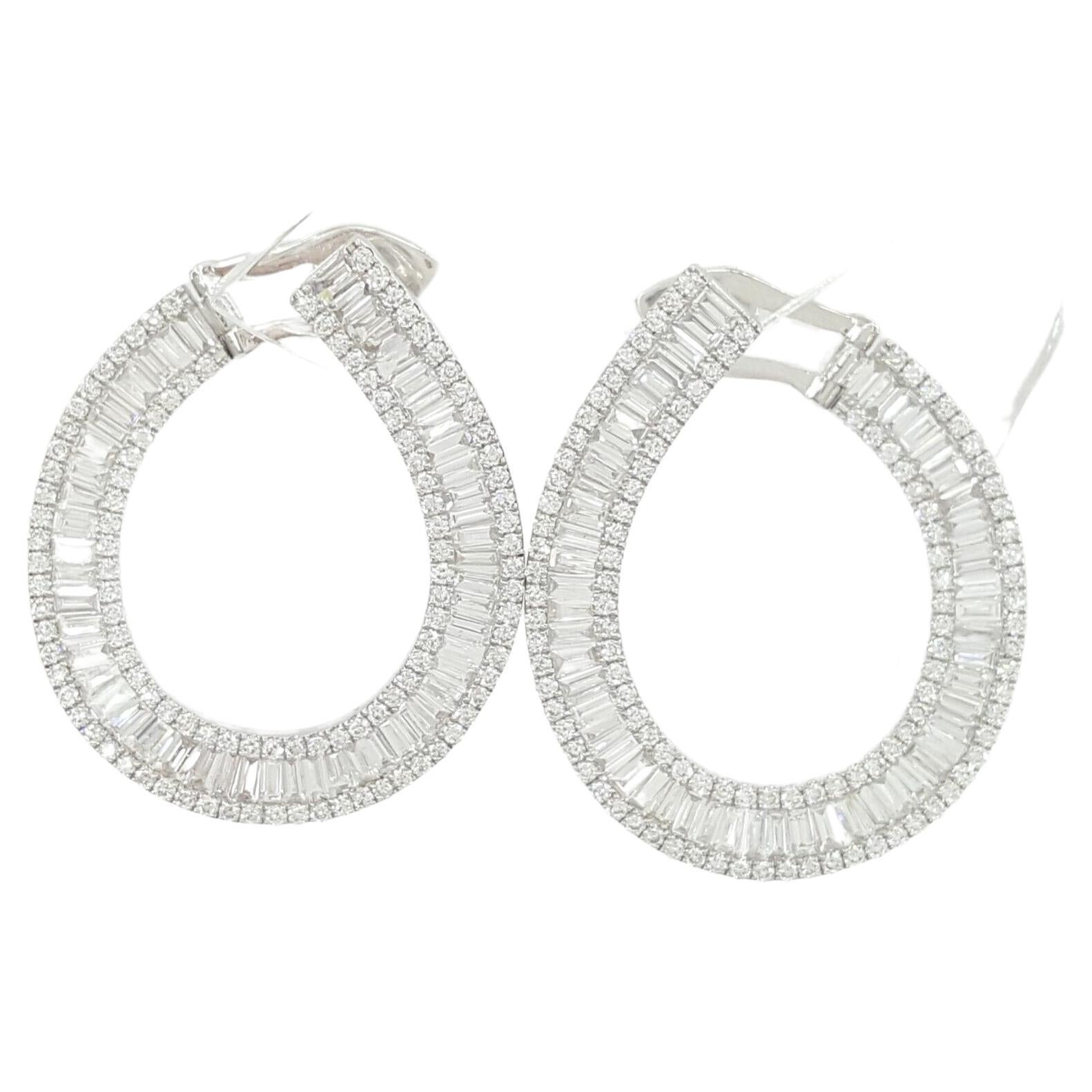 4.5 Carat Baguette and Round Brilliant Cut Diamond Sideways Hoop ...