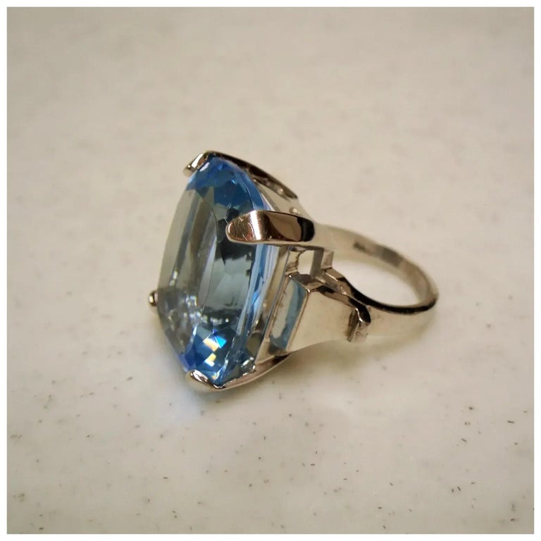 Customizable 4 Carat Retro Cushion Cut Natural Aquamarine Solitaire ...