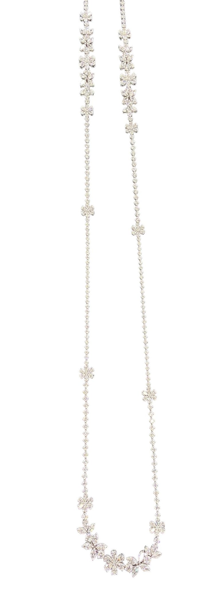 Zydo 18k Diamond Flower Necklace 27.28 Carats VS-F Color For Sale at ...